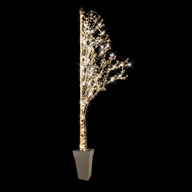Outdoor & Artificial Commercial Christmas Trees | Holiday Outdoor Decor